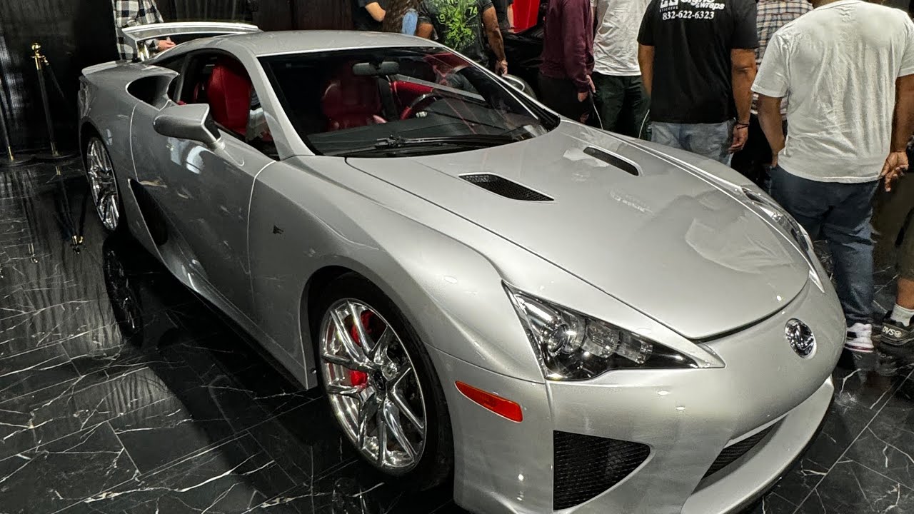 Lexus LFA, McLaren Senna, and SLR shut down Texas car meet! - YouTube