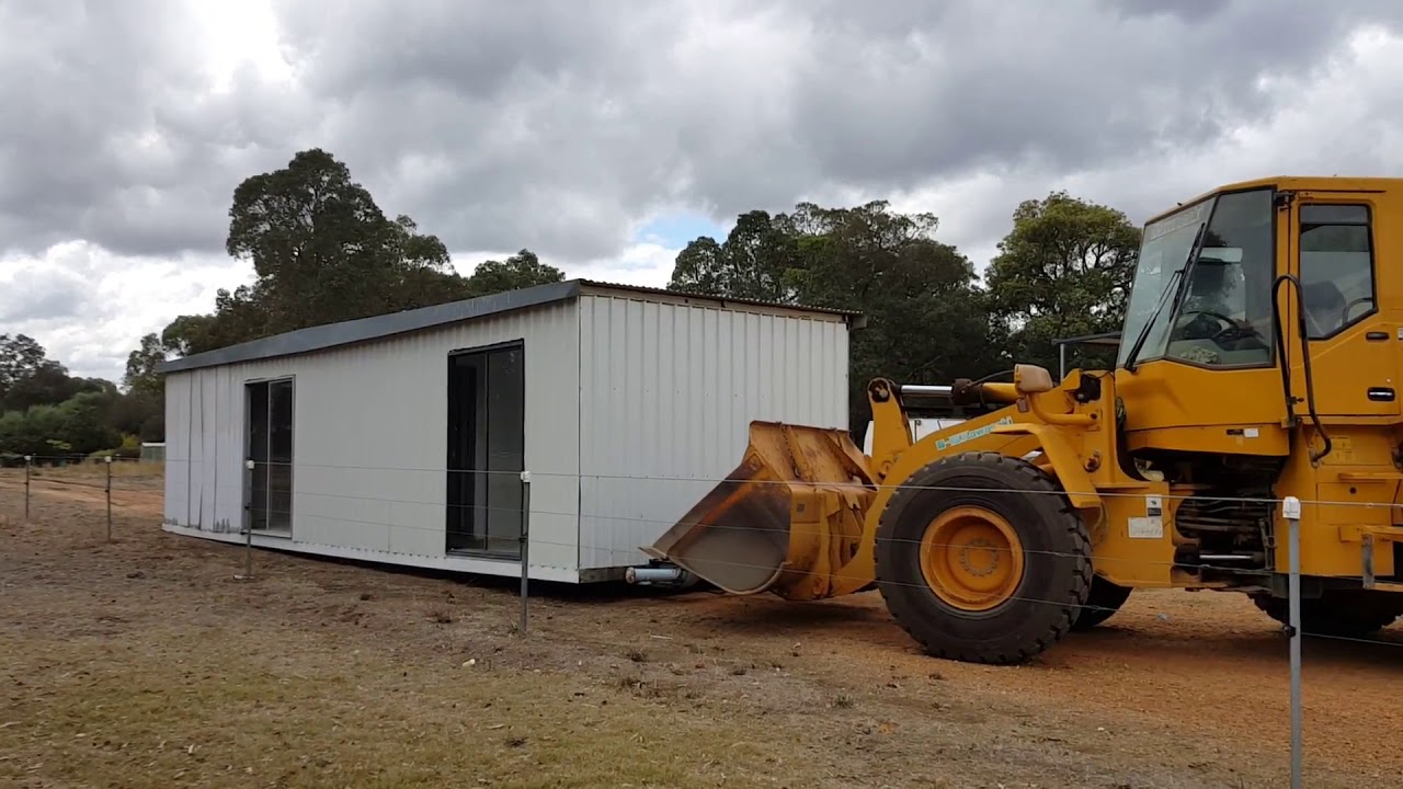 How to make moving a Donga look easy. - YouTube