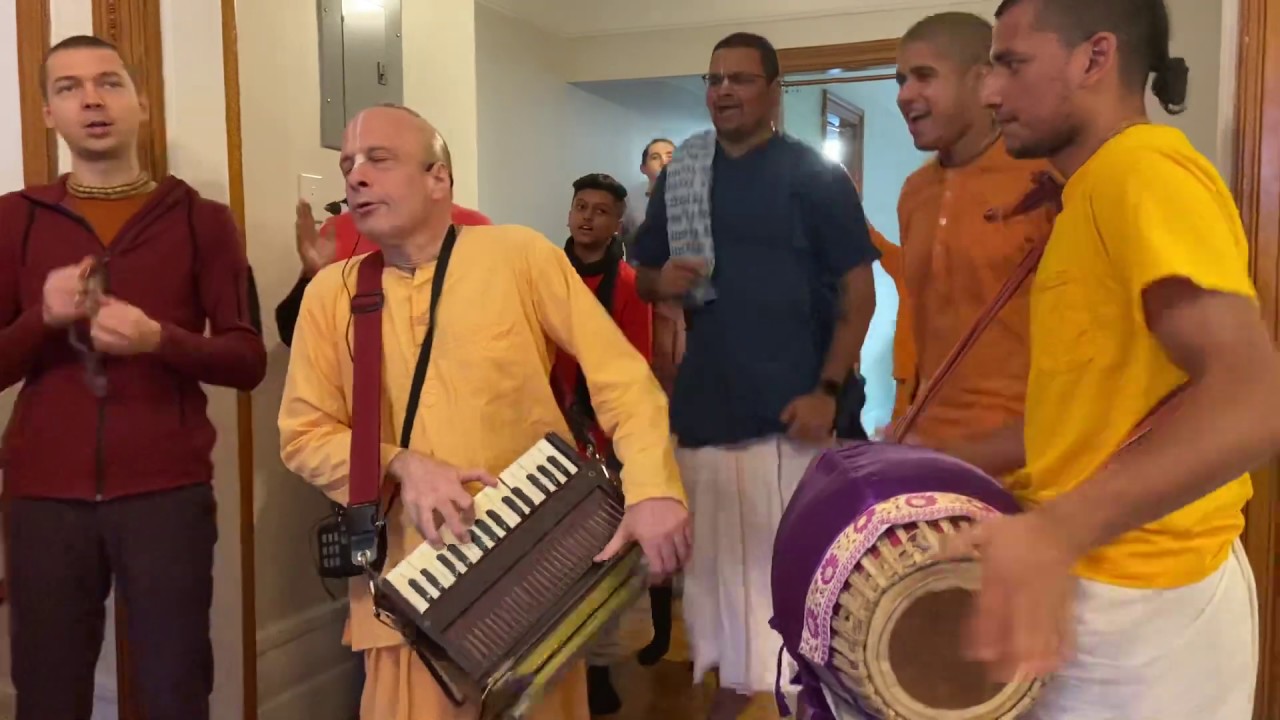 Rama Raya Prabhu Chants Hare Krishna and Devotees Dance and Chant ...