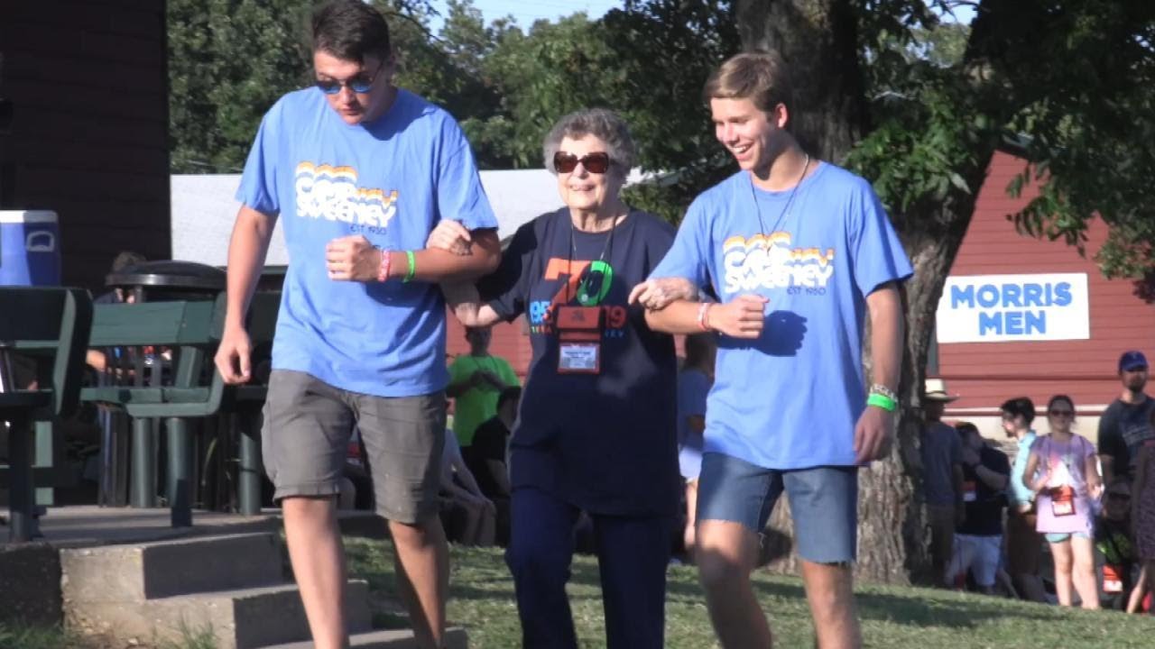 World's Largest Diabetes Camp Teaches Kids to Live to the Fullest - YouTube