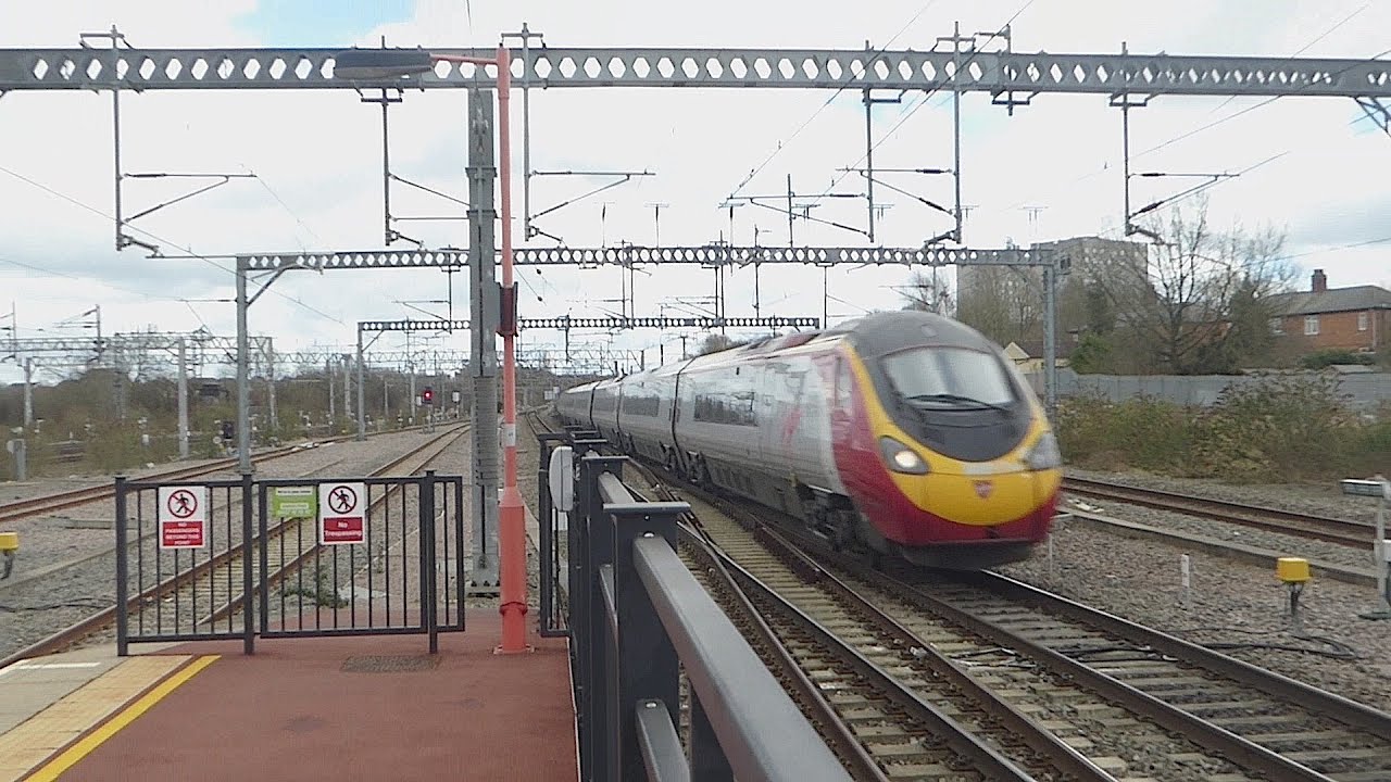 Rugby Railway Station (28/3/2016) - YouTube