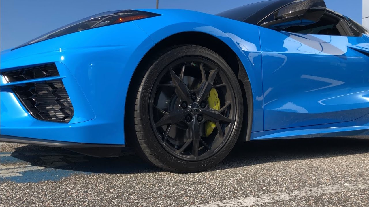 How the front lift works on a C8 Corvette - Bonus startup sound! - YouTube