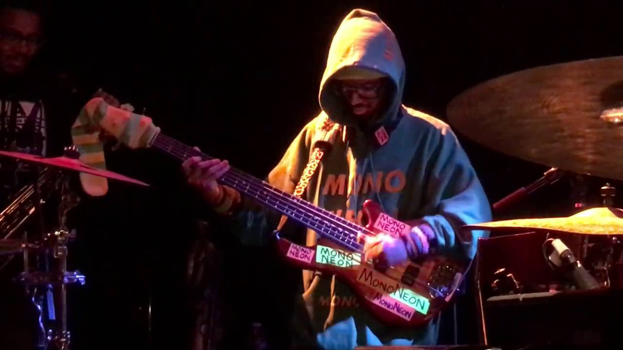 MonoNeon with Ghost Note // LIVE IN NYC at The DROM - YouTube
