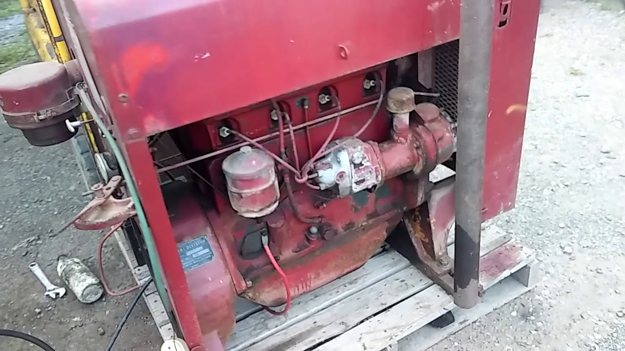 Leroi D226 power unit running - YouTube