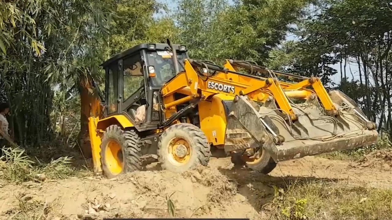 JCB Clearing and Leveling Field | JCB Machine Work on Site | JCB VIDEO ...