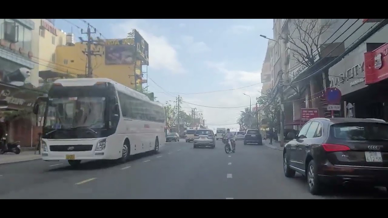 Day Nguyen Van Thoai St - YouTube