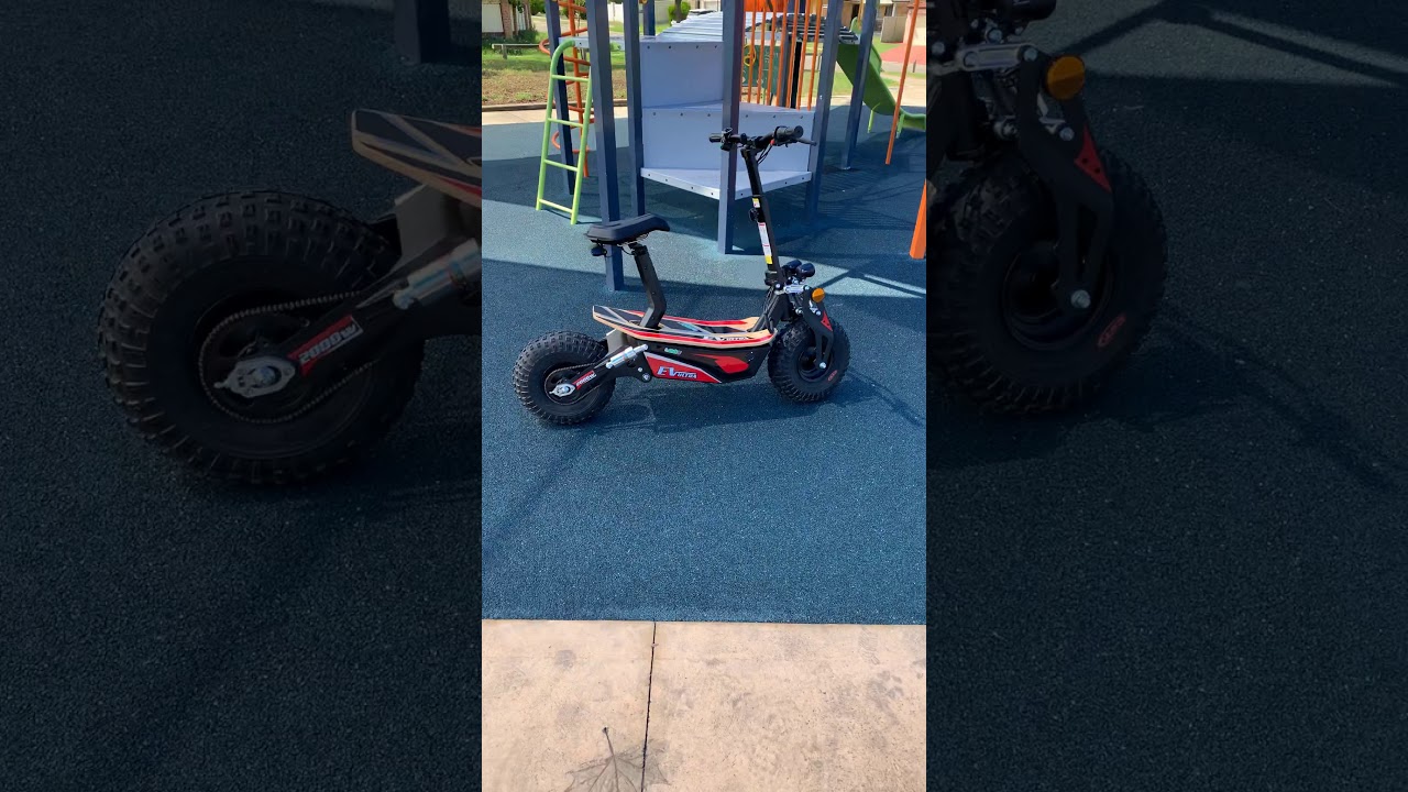2000w EV ultra electric scooter - YouTube