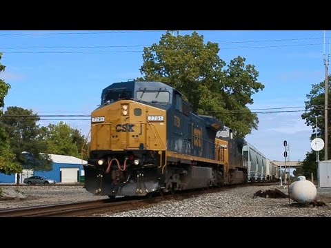 CSX Dash 8 & Dash 9 head south through Romulus w/ CSX Manifest Train Q334 - YouTube
