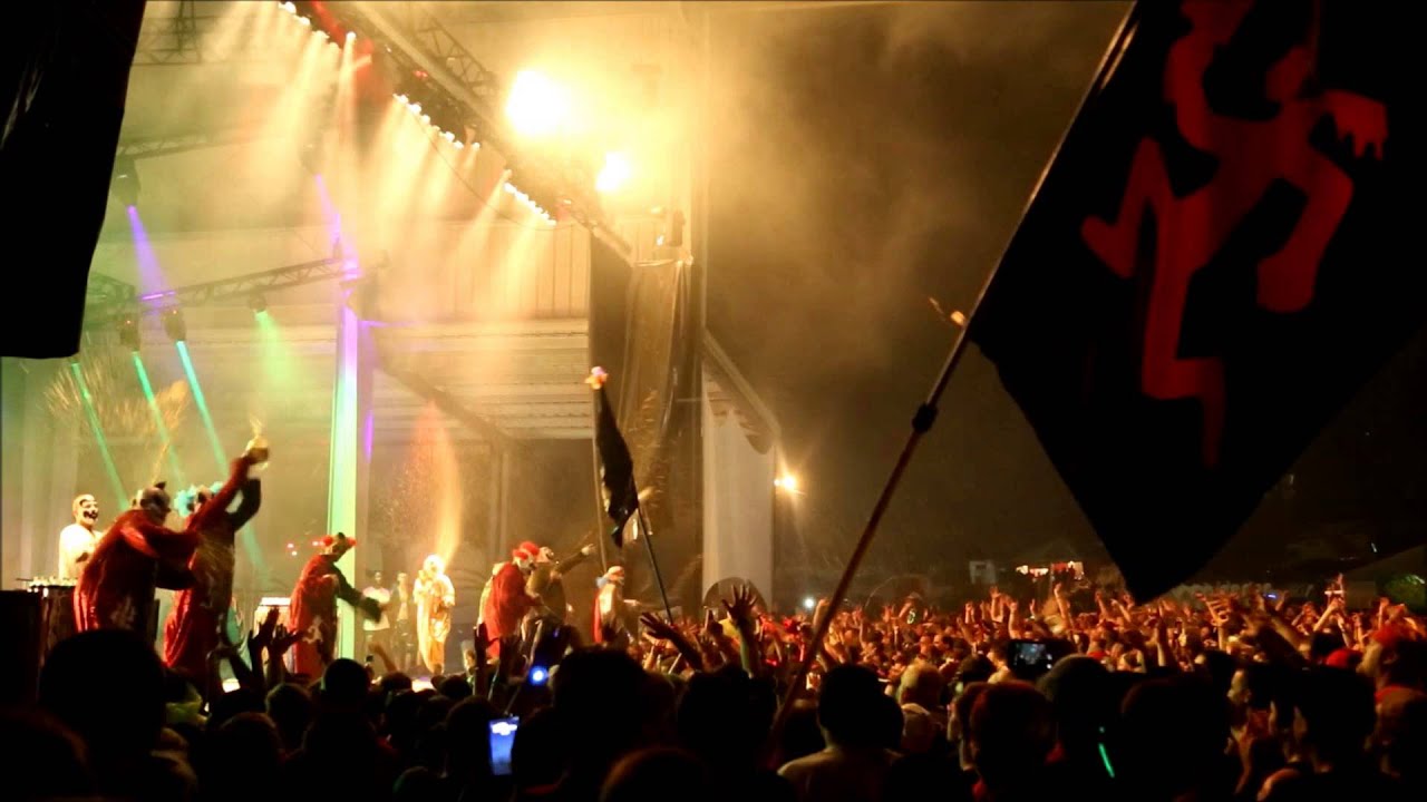 ICP - The Show Must Go On - GOTJ 2015 (Full HD) - YouTube