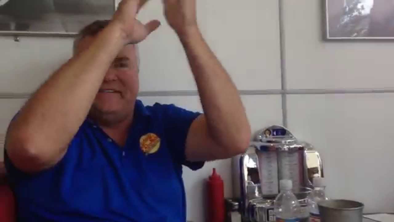 John Fuller en Johnny Rockets Guadalajara - YouTube