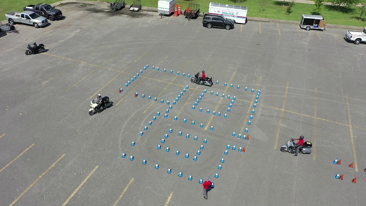 Police Motorcycle Rodeo Practice - YouTube