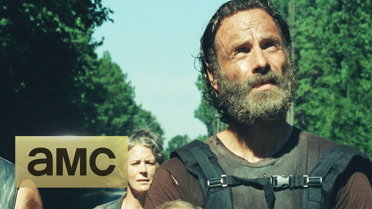 Trailer: The Walking Dead Returns in February - YouTube