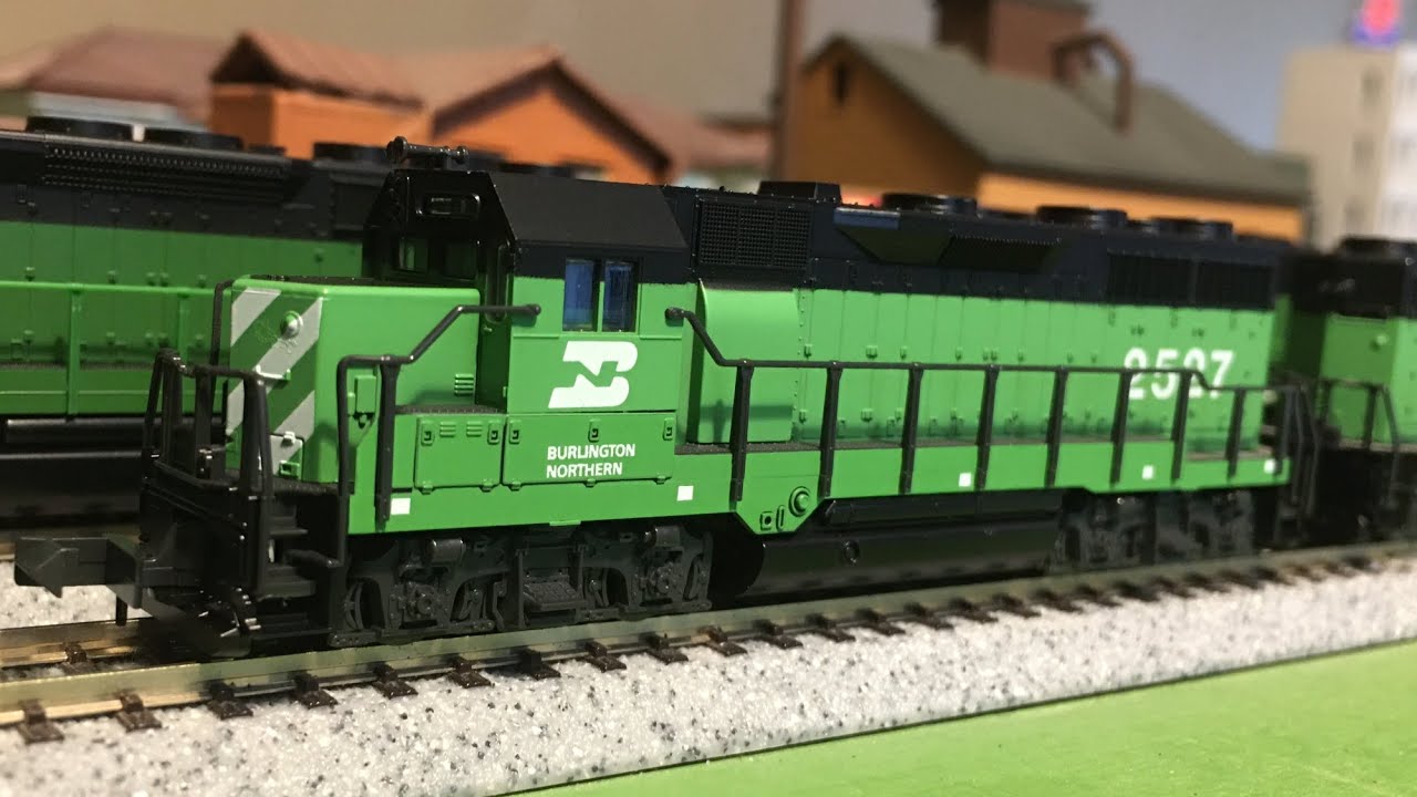 N scale Atlas/Kato GP35: Sometimes I get lucky - YouTube