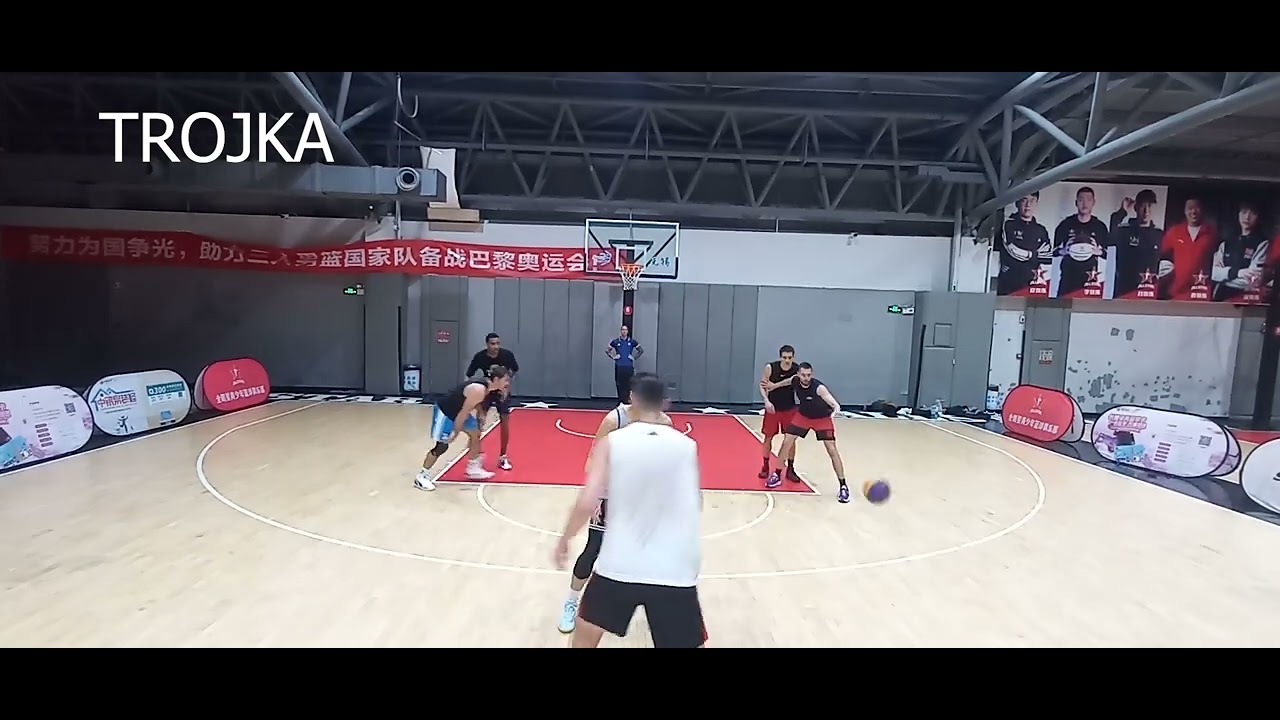 UB practice - Nemanja Barac - trojka offense, spacing -16.04.2024 ...