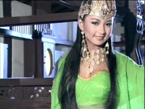 Wulan Suro - Campursari Puput Pei (umur 11 tahun) - YouTube