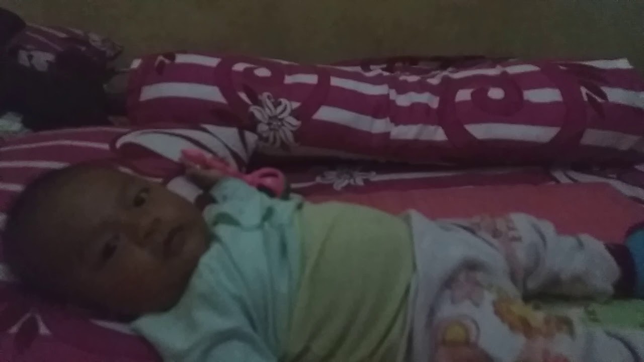 Gibran bersama mainan baru - YouTube
