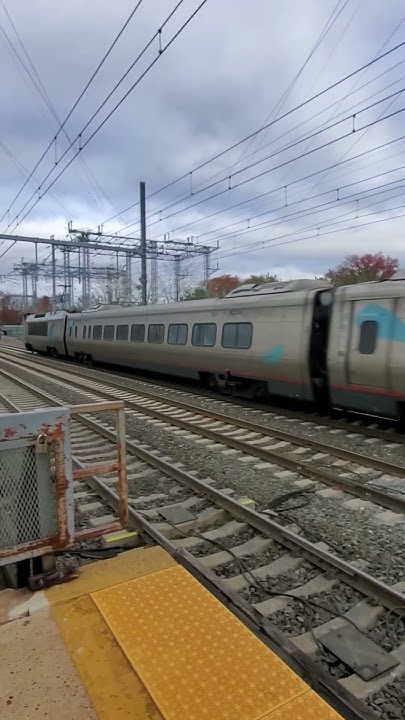 Amtrak Acela Express Speeding Past Princeton Junction. 11/22/23 - YouTube