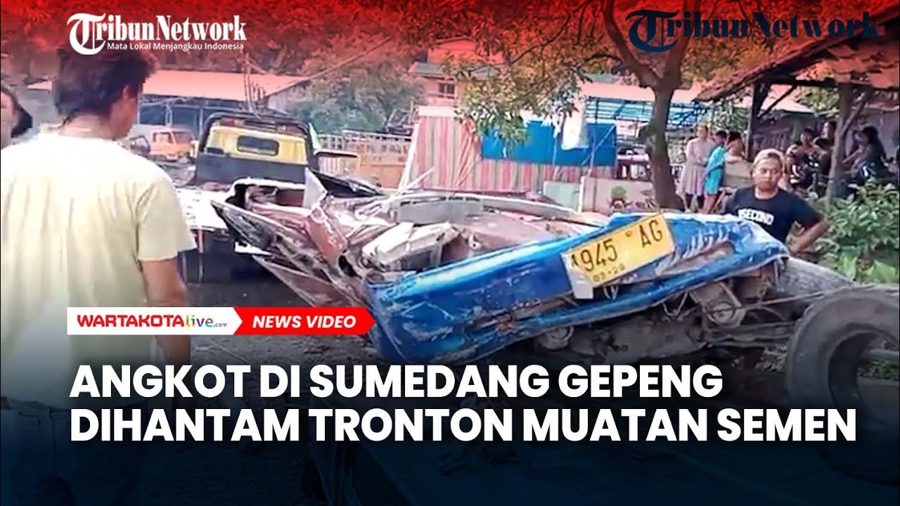 Angkot di Sumedang Gepeng Dihantam Tronton Bermuatan Semen - YouTube
