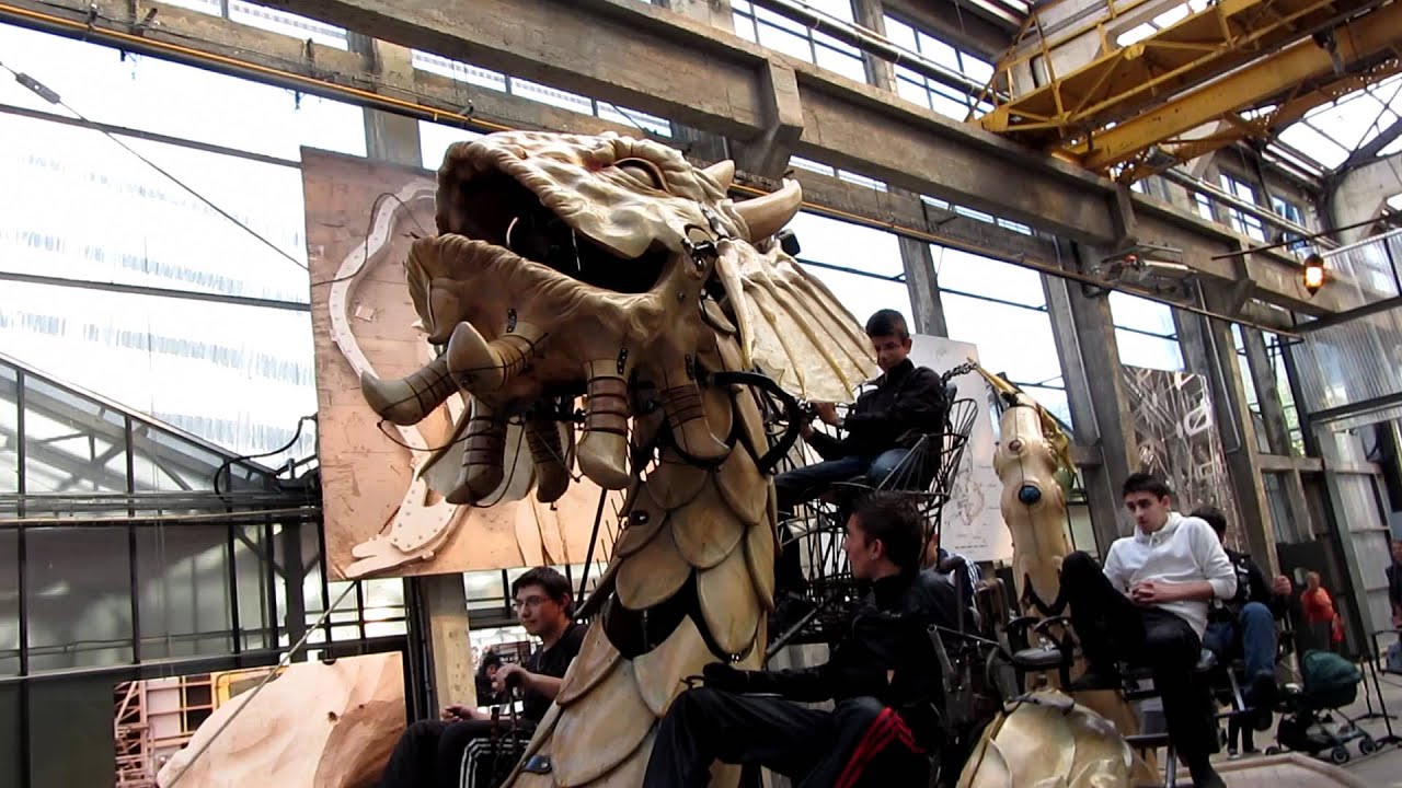 Robotic Sea Dragon from Les Machines De Nantes, France Clip 2 - YouTube
