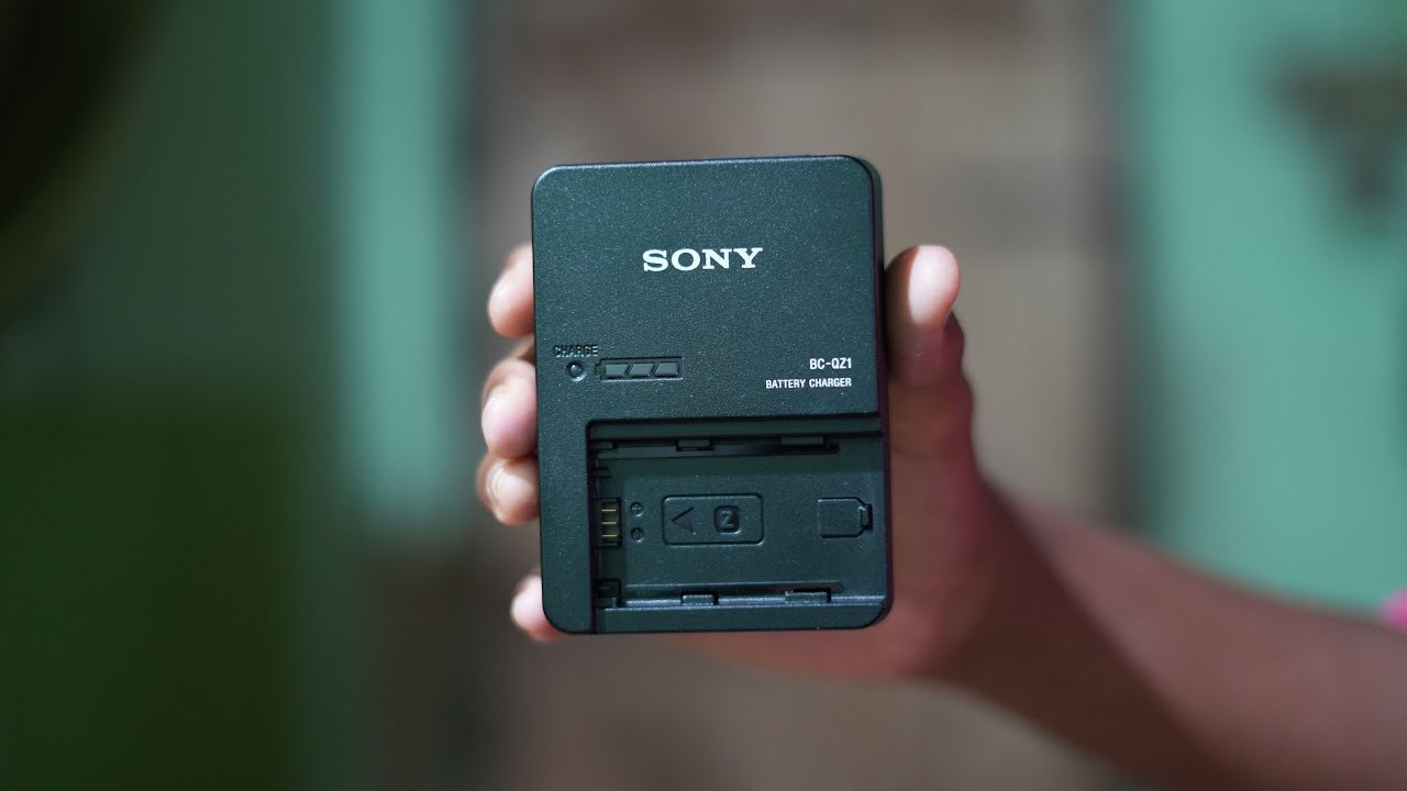 Sony a7iii a7iv a7siii Battery Charger NP-FZ100 (BC-QZ1) - YouTube