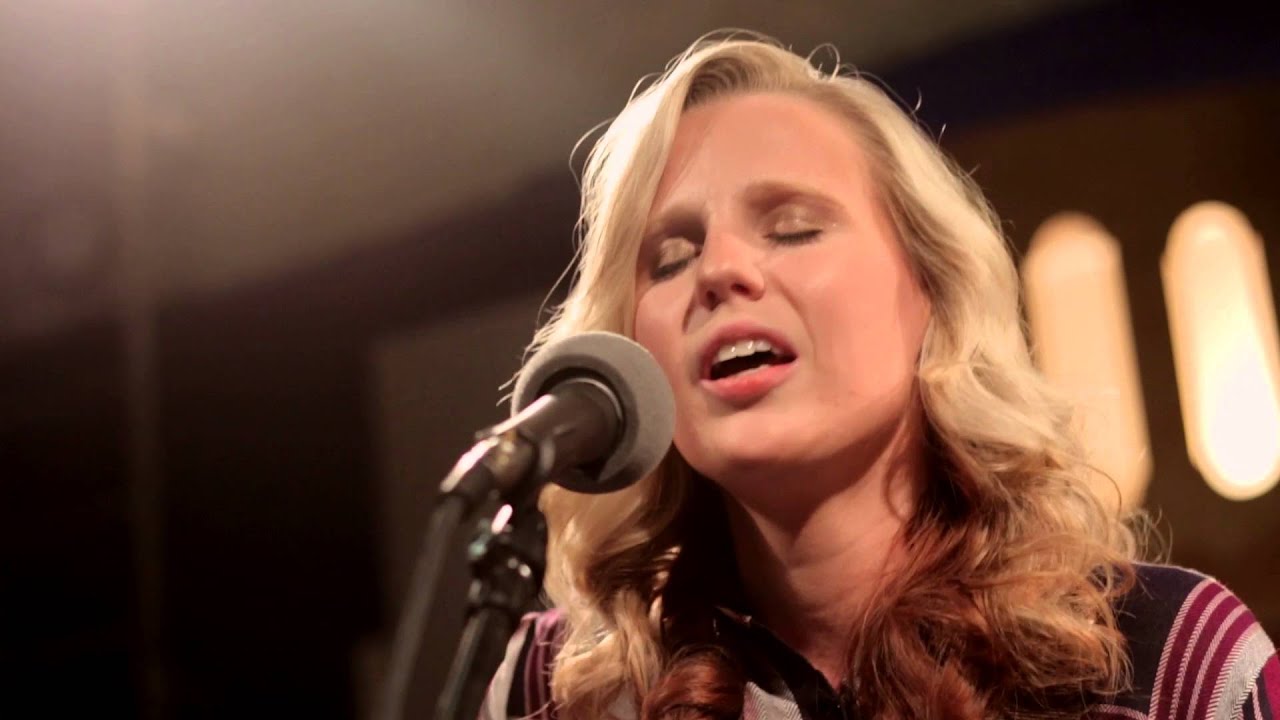 Sara Morgan - ‘One Night At The Opry’ | The Bridge 909 in Studio - YouTube