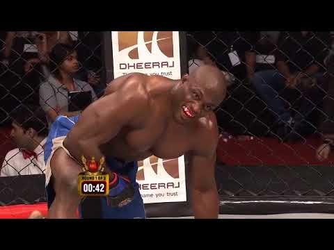 BOBBY LASHLEY DEBUT IN MMA FIGHT - YouTube