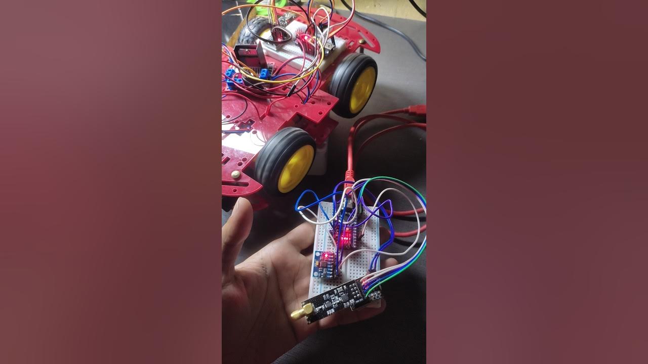 Gyro controlled car. #arduino #electronics #arduinoproject #project - YouTube