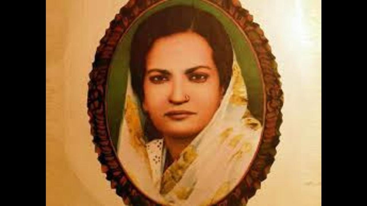 *.BEGUM AKHTER~Film-PANNA DAI-(1945)-Mai Raja Ko Apne Rijhake Rahungi ...