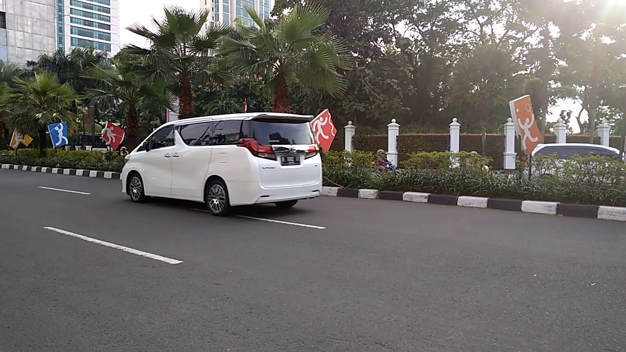 Jalan senayan 1 - YouTube