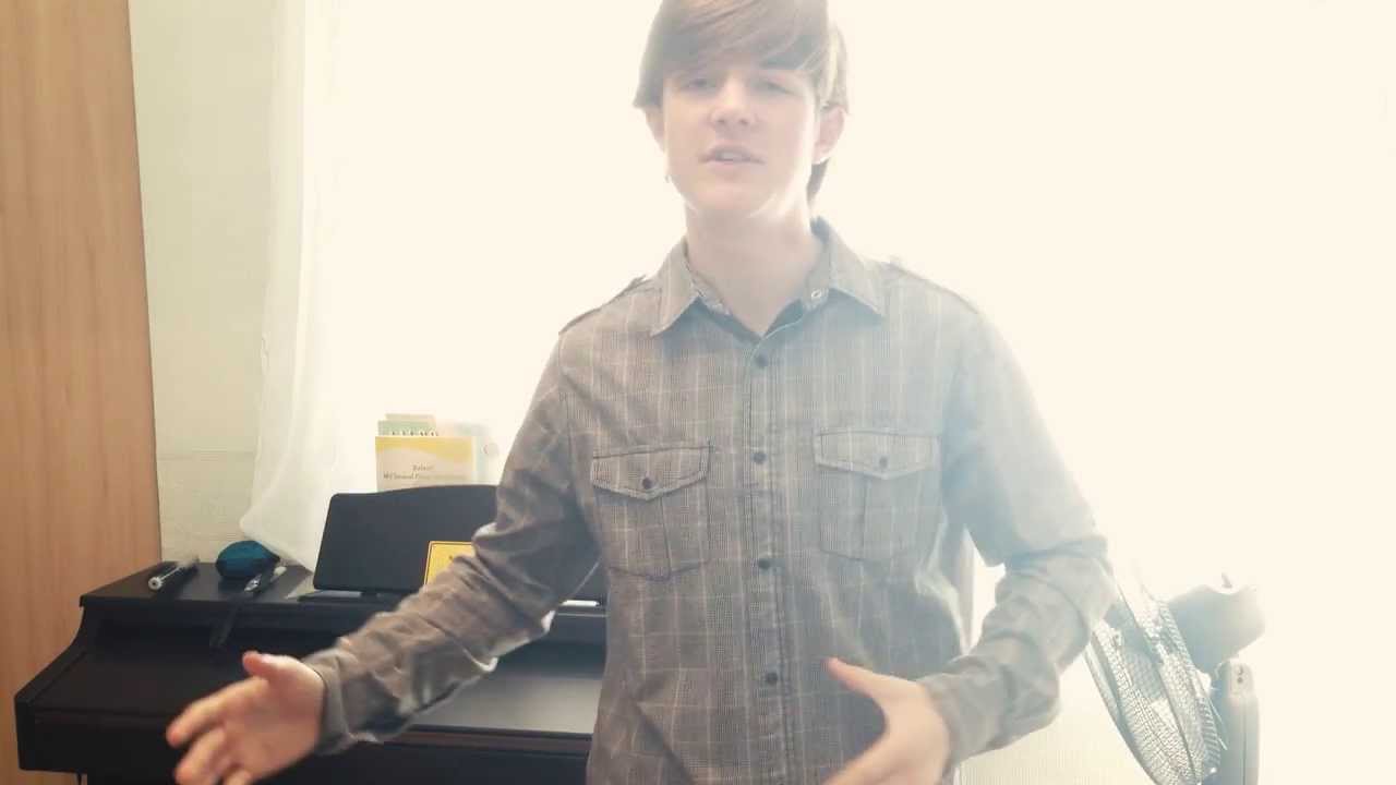 Nackte Brüste und Kater mit Fußfessel (News) [German] Reconview - YouTube