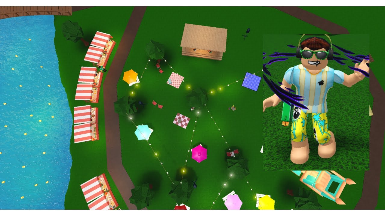 Looking at the new Blocksburg update in Roblox. - YouTube