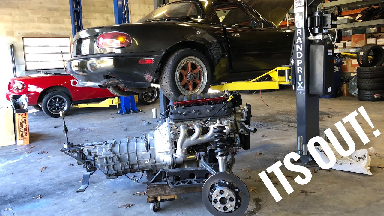 LS Miata Engine Pull! - YouTube