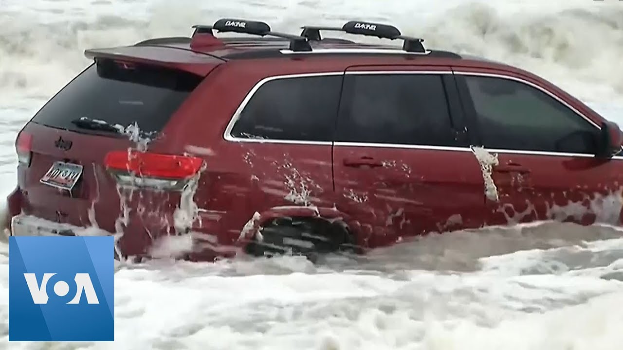 Hurricane Dorian: Car Stuck in Storm Waves as Hurricane Nears South ...