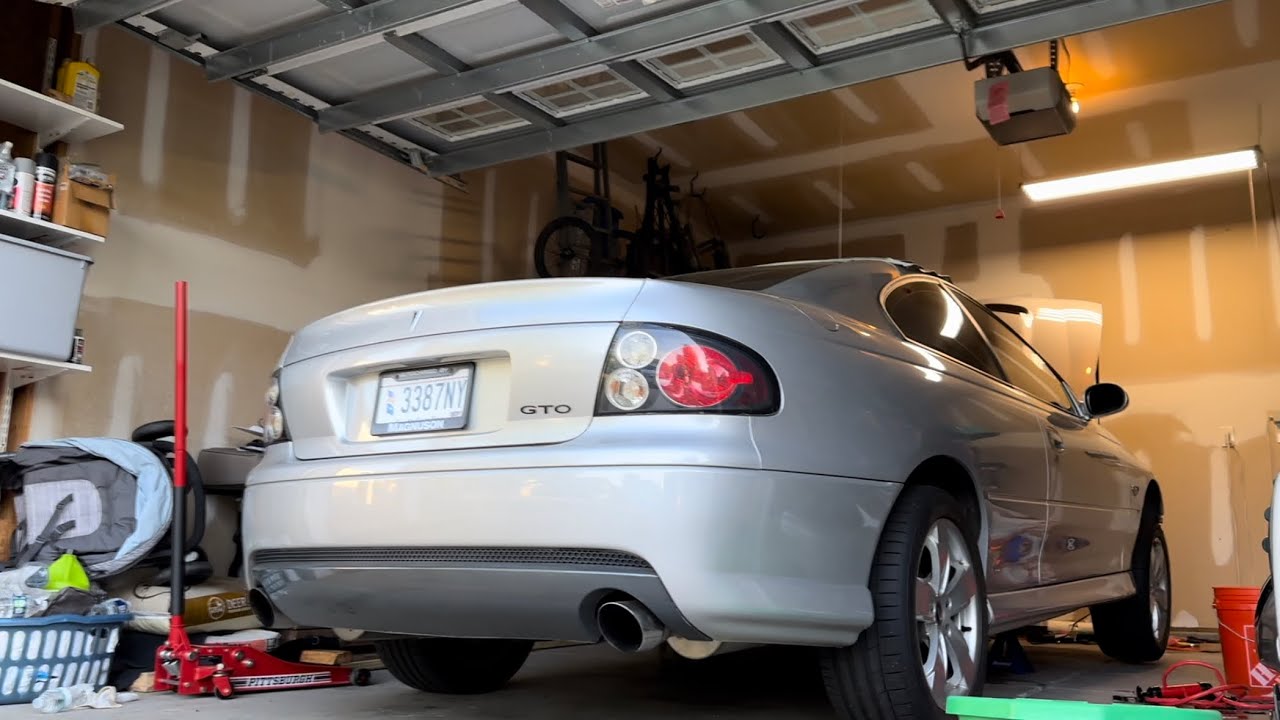 2005 GTO Ls9 power max cam-First Start - YouTube
