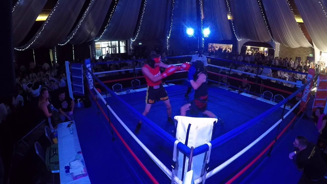 Ultra White Collar Boxing | Crawley | Tommy McClean VS Jason Harrold ...