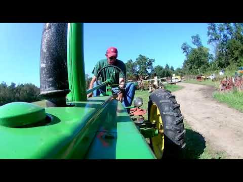 Tedding and Raking hay with the John Deere B - YouTube