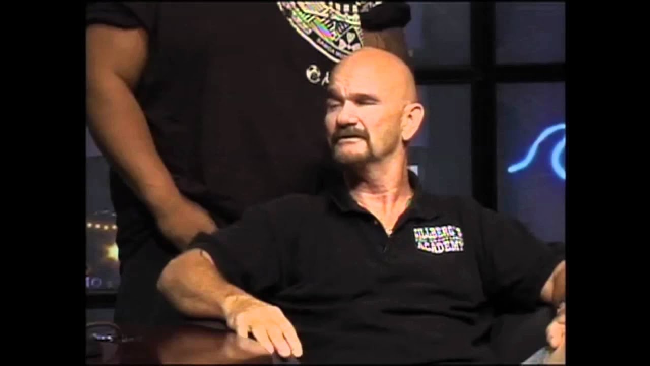 98 Rock TV w Justin Ian Daniels -Gillberg Segment - YouTube