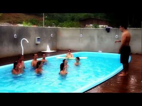 Dança na Piscina