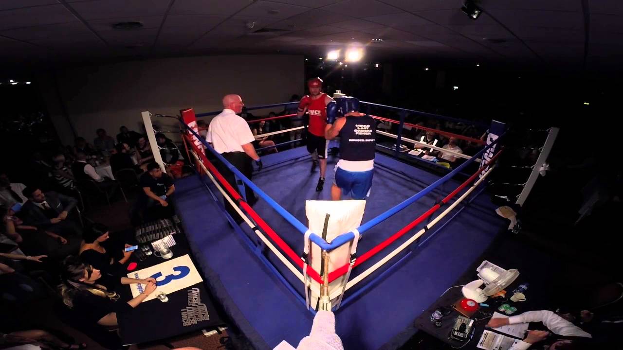 Ultra White Collar Boxing Bradford | Fight 9 - YouTube