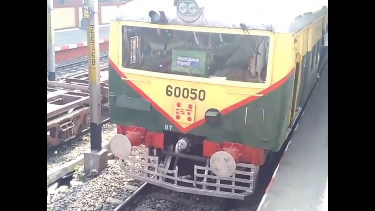 Jessop EMU Ride on Kolkata suburbs from Dumdum jñ to Barrackpore on rt ...