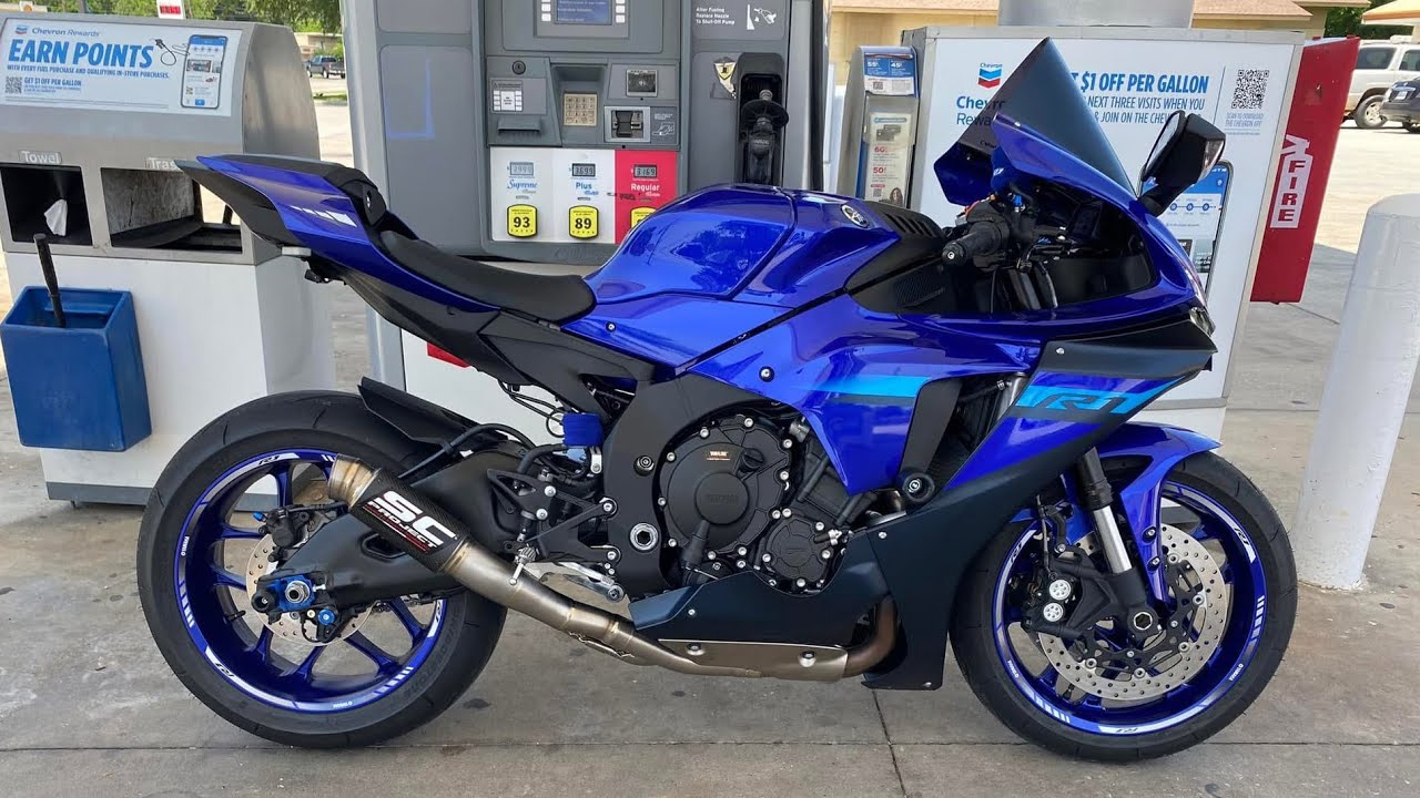 YAMAHA YZF R1 Racing Blue 2024 SC PROJECT GP70-R Exhaust System Sound ...