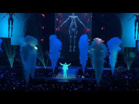 Why this Kolaveri Di | Anirudh Live Performance 💥