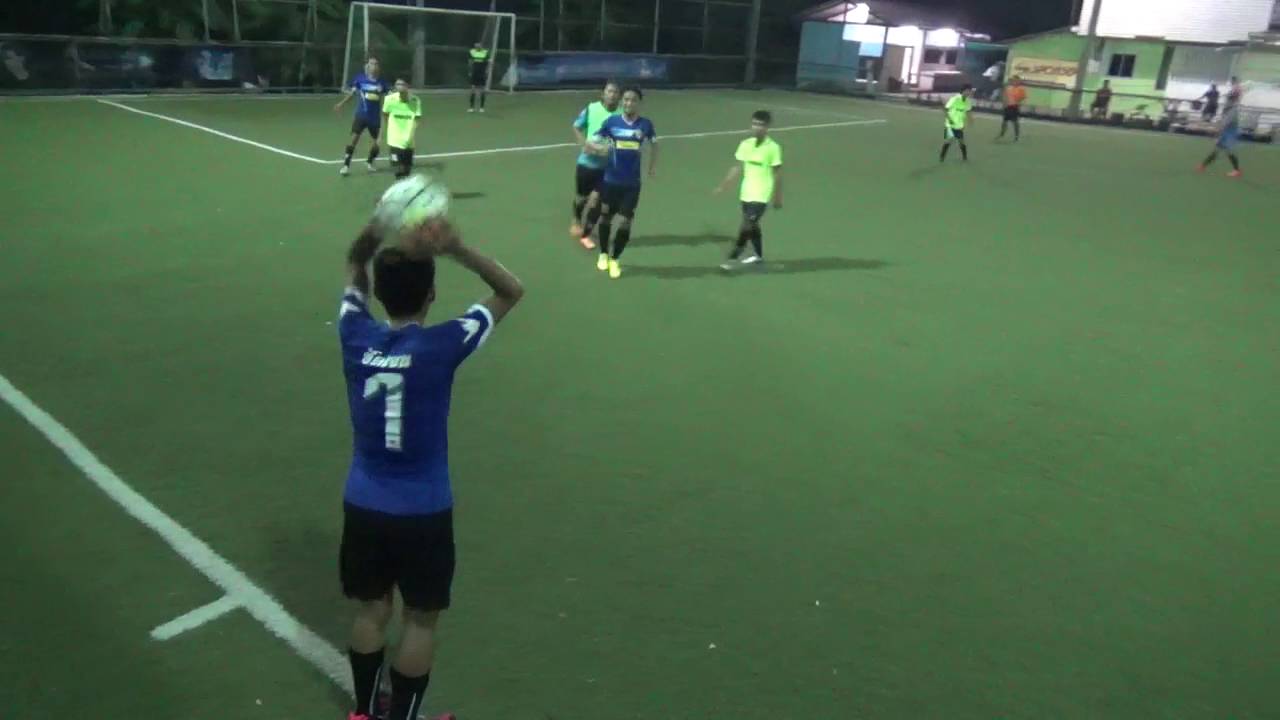 Midfield FC. บางแวก ชัดเจน vs น้องอชิ 2/2 - YouTube
