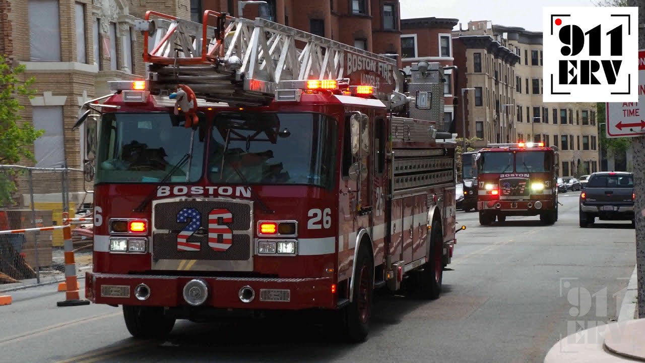 Boston Fire Ladder 26 and Engine 37 Responding - YouTube