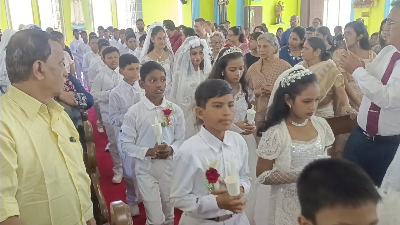 First holy communion video clip #church #holycommunion - YouTube