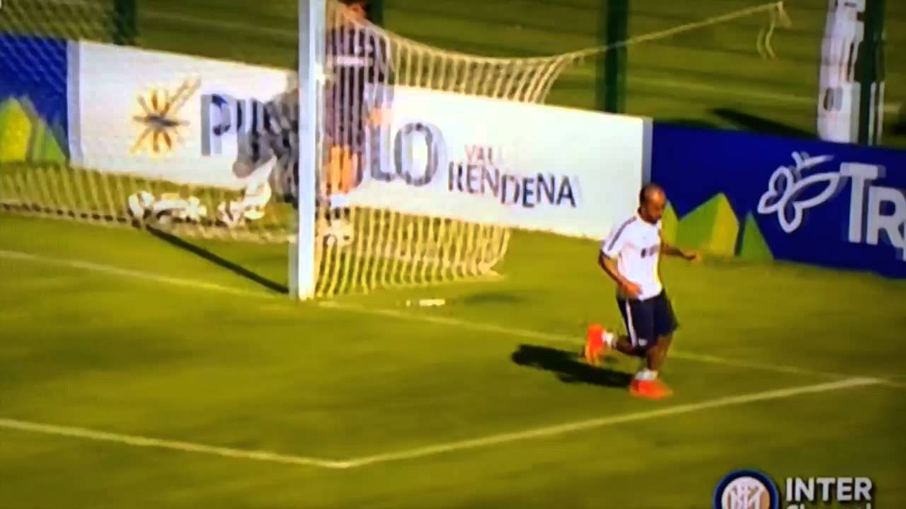 Pinzolo 2014: la prima magia del Divino Jonathan - YouTube