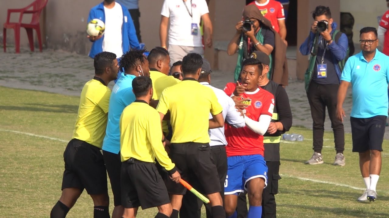 machhindra vs police | Machhindra Player try to attack the referee ...