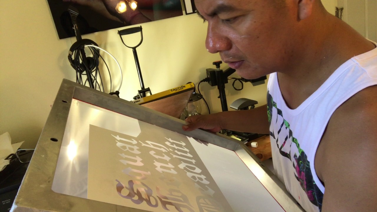 No Emulsion Silk Screen Using Heat Transfer Vinyl First Try - YouTube