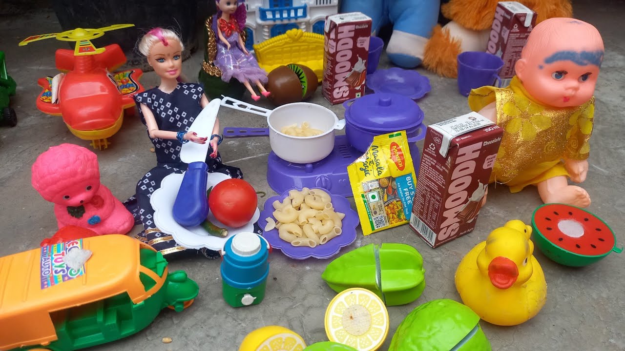 Dholu Goli Ki Kahani EP 01| Barbie Doll All Day Routine ruler village ...