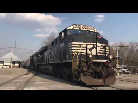 NS 7655 leads NS 373 WB in Millen, GA (3/21/19) - YouTube